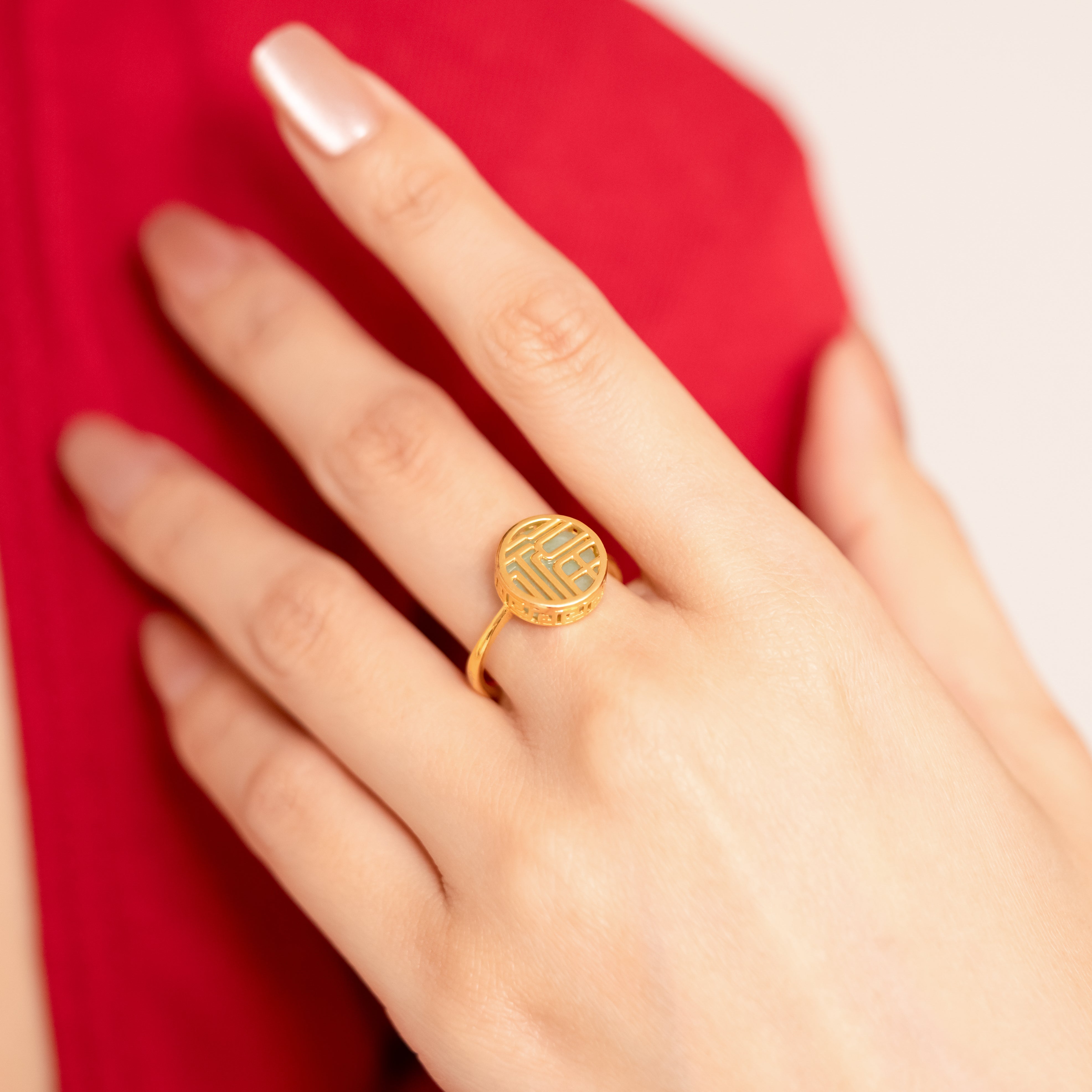 Stunning Gold Rings: Elevate Your Style in Malaysia with PohKong – Poh Kong